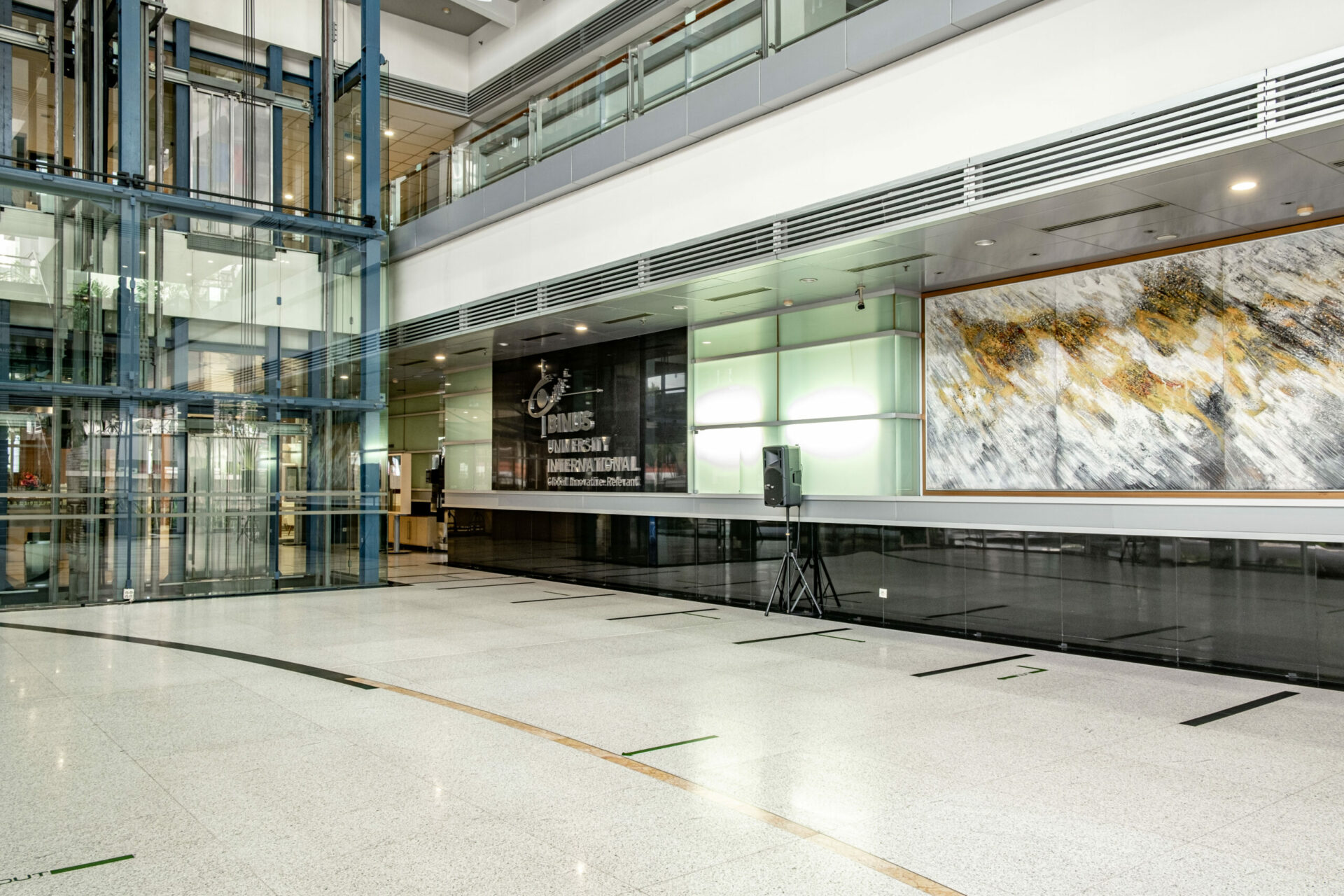 BINUS University - Jakarta - son représentant officiel StudiesUP